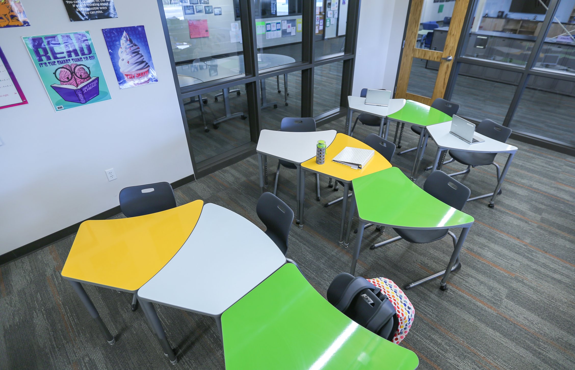 Color Psychology for Education: How Does Yellow Enhance the Learning ...